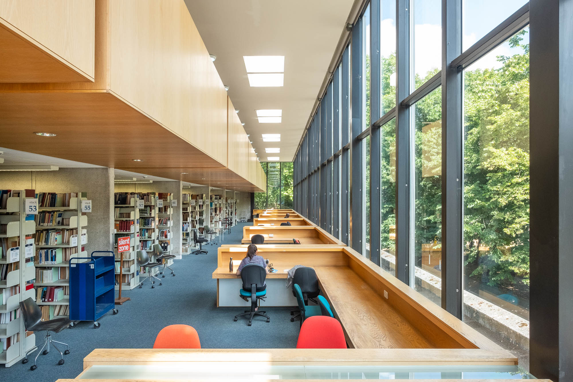SOAS reading room – Thomas Guignard photography